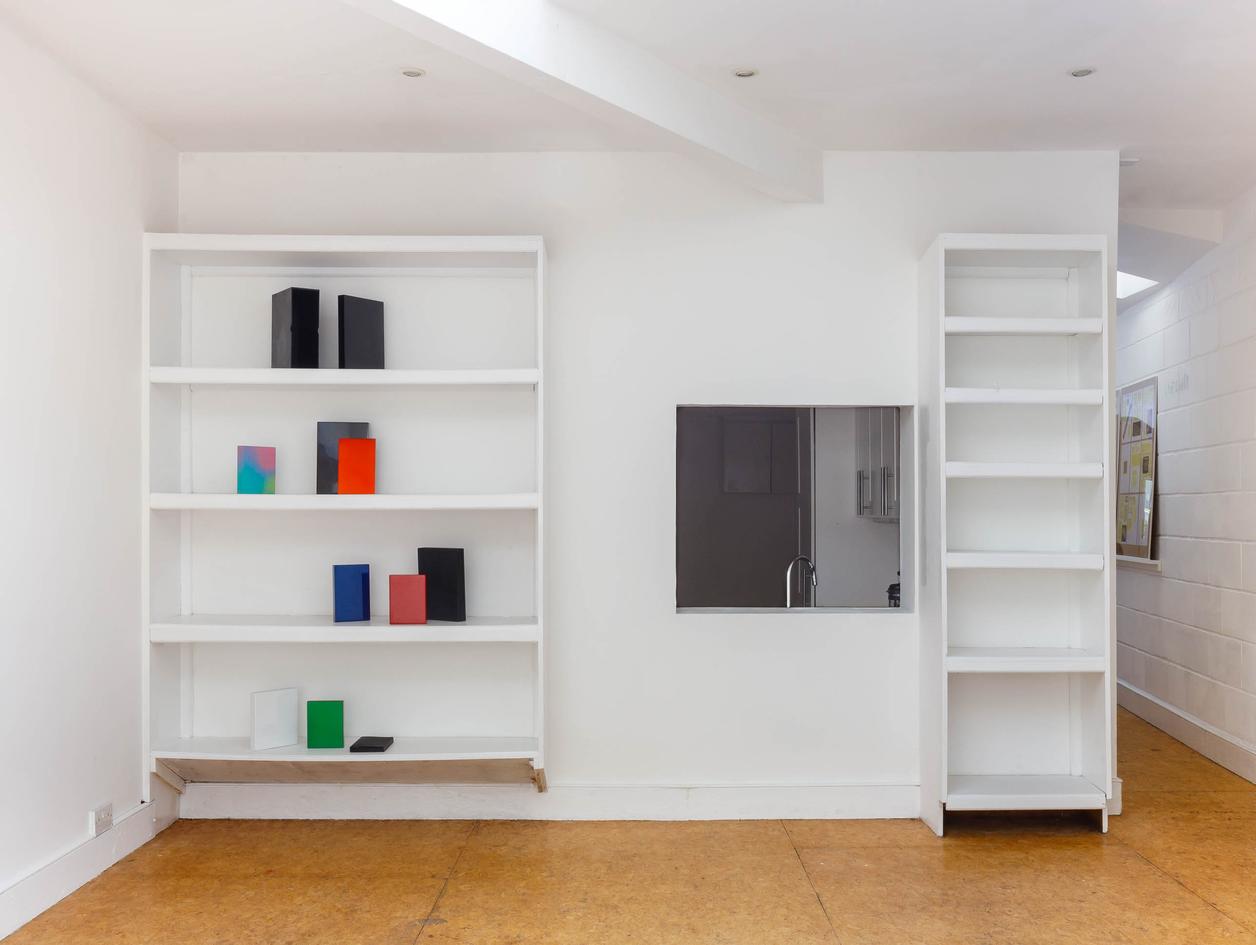 FIRST HAND | Exhibitions | Flat Time House